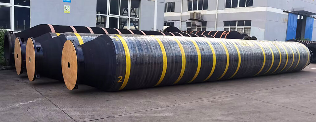 Delivery of 28’’ Floating Discharge Hoses for Port Dredging Project